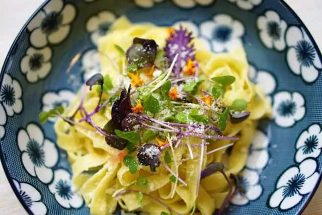 16 Benefits of Microgreens: Are They Worth the Hype? - Superfoodly